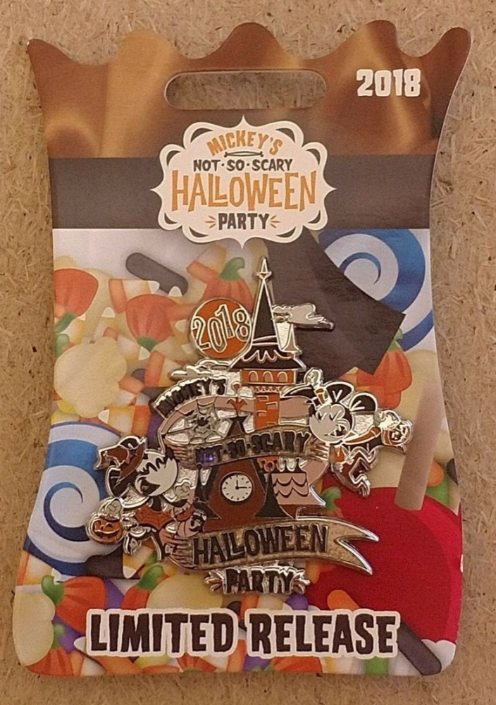 Mickey's Not So Scary Halloween Party (MNSSHP) 2018 - Mickey and Minnie ...