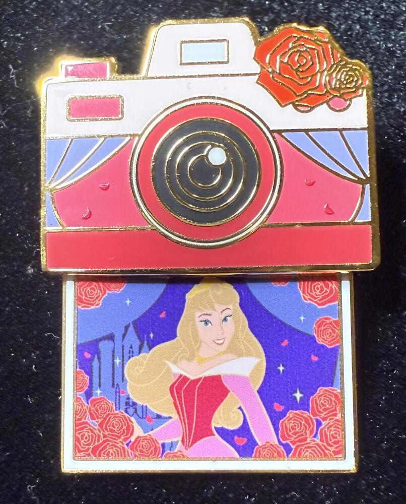BoxLunch - Princess Camera Blind Pin - Aurora | PIN 102918