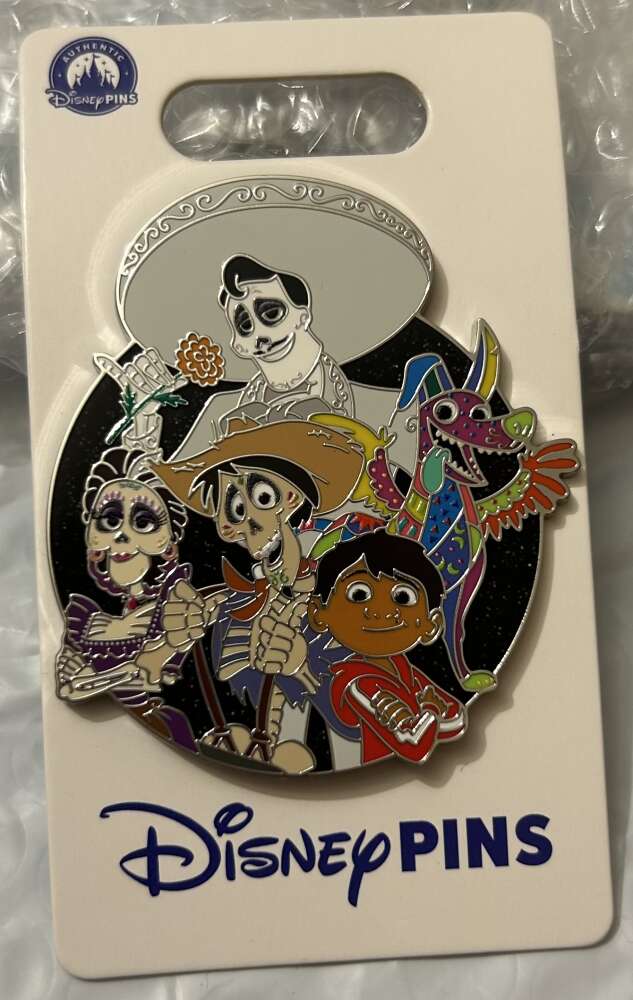 Character Cluster Series (2025) Disney Trading Pin Series | Pin & Pop