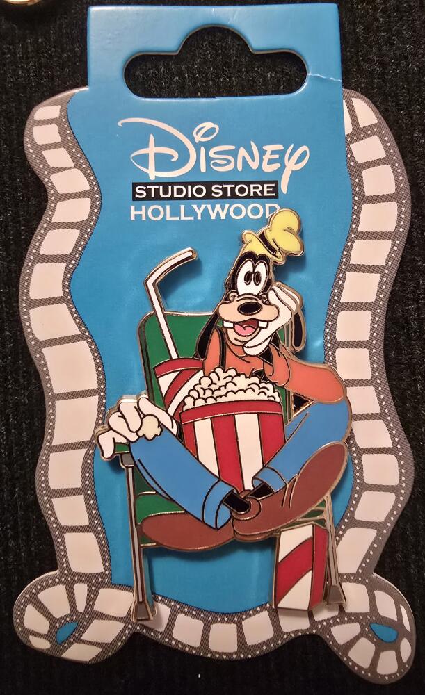 Movie Theater Chair Collection - Goofy | PIN 106877