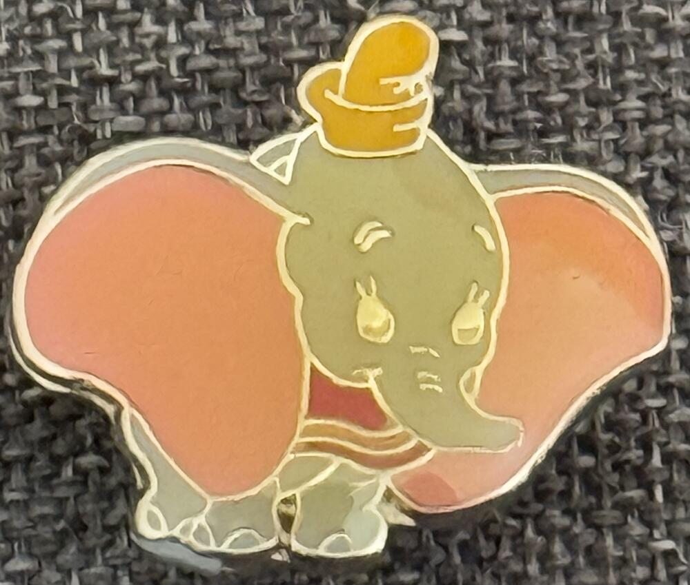 Disney Store Japan Mini Pin Set - Dumbo 3 pin Set - #1 Dumbo Standing ...