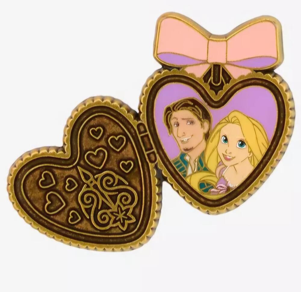 Disney Princess Couple Lockets Blind Box - Rapunzel and Flynn heart ...