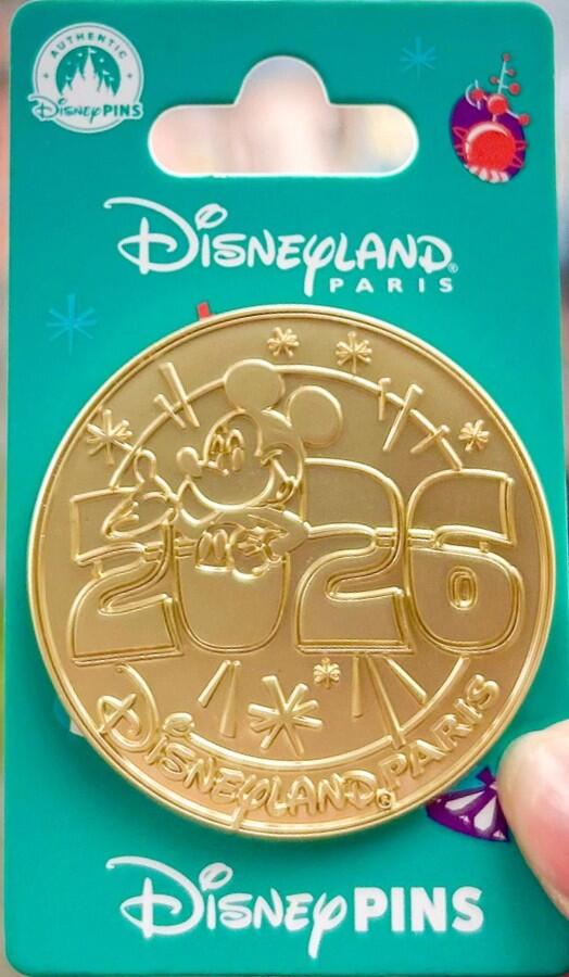 2026 Dated Year Pins - Mickey metal medallion | PIN 112688