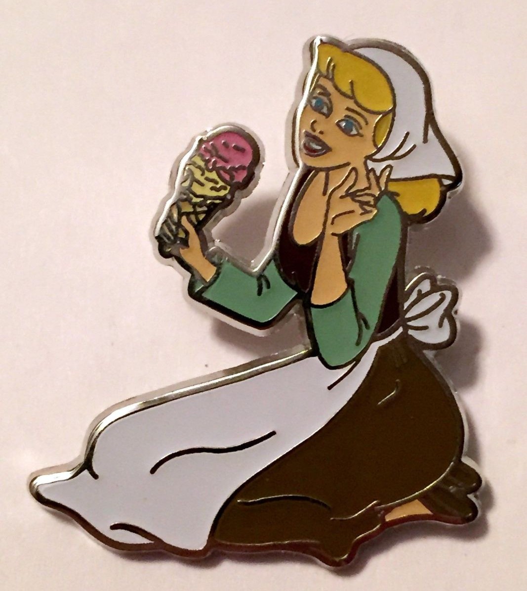(PTD) Pin Trader's Delight Series - Cinderella (maid) | PIN 2998
