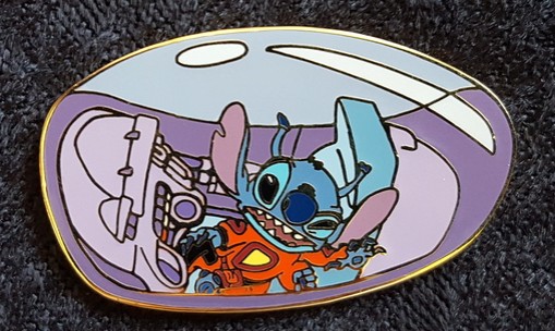 Lilo & Stitch - Stitch in a Space Pod | PIN 21182
