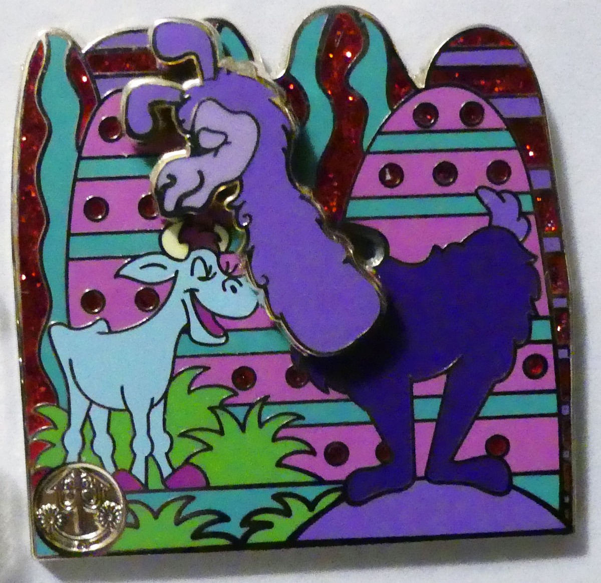 It's A Small World Animals Mystery Collection - Llama and Cow | PIN 11091