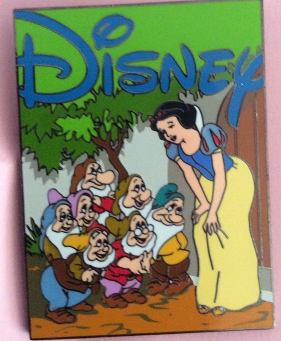 Disney Catalog Cover - Snow White (Fall 2001) | PIN 58454