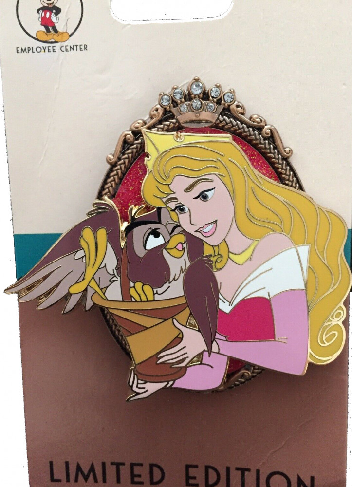 DEC - Princesses & Friends - Aurora & Owl | PIN 24540