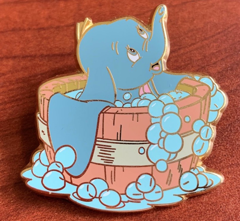 Dumbo - Baby Dumbo in Bath Tub | PIN 25476