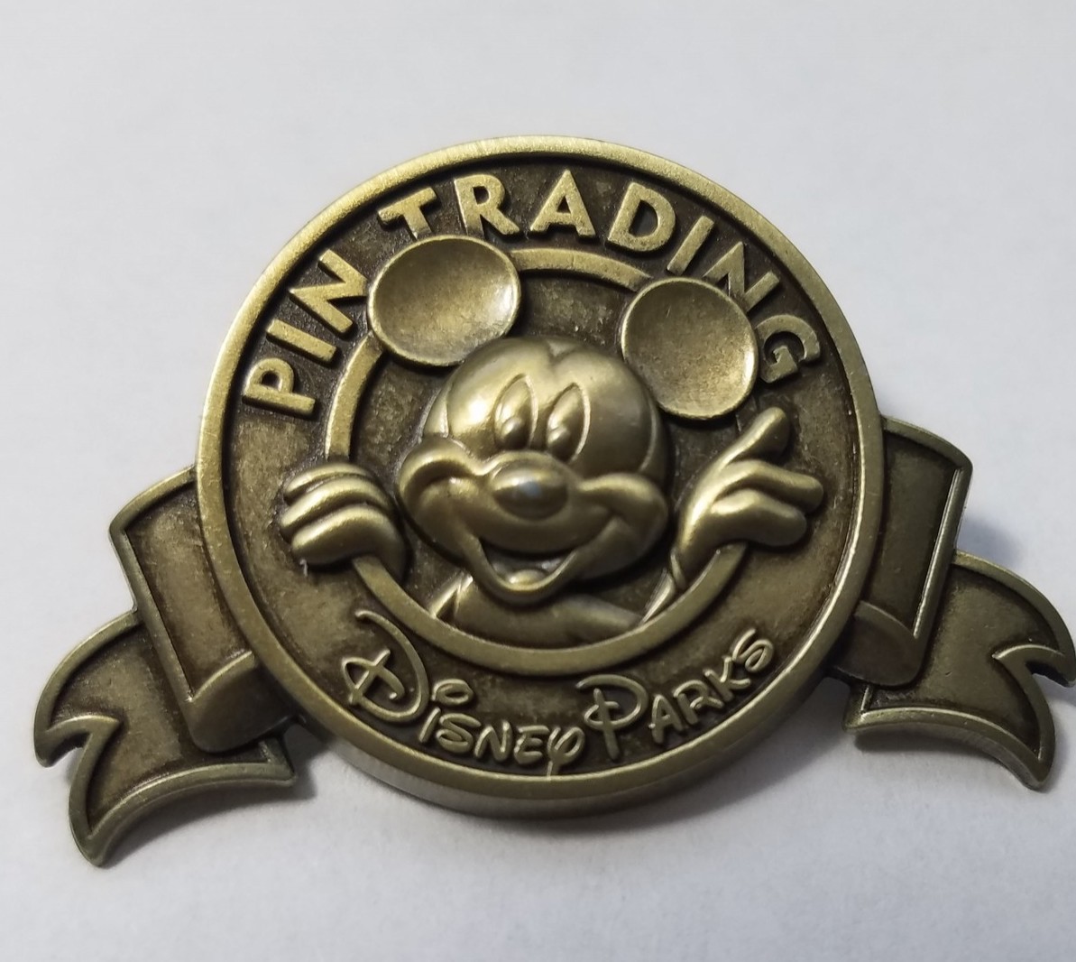 Pin Trading Logo - Bronze Pin Trading Logo Banner with Mickey Mouse ...