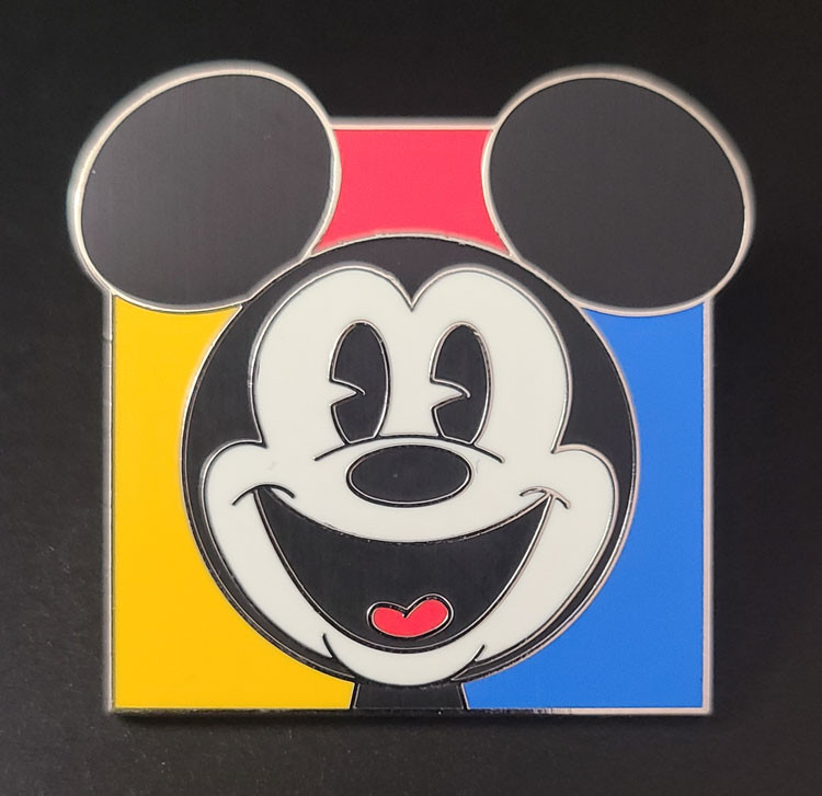 Mickey and Friends Colorblock Starter Lanyard - Mickey Mouse | PIN 46392