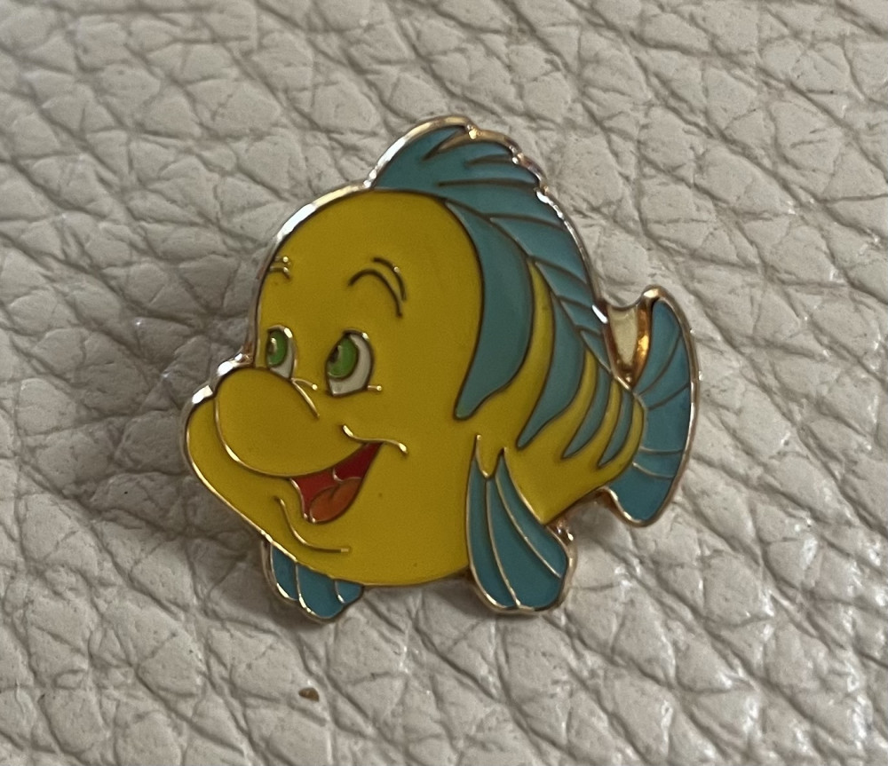 Best Buy - The Little Mermaid DVD Gift Set - Flounder | PIN 51765