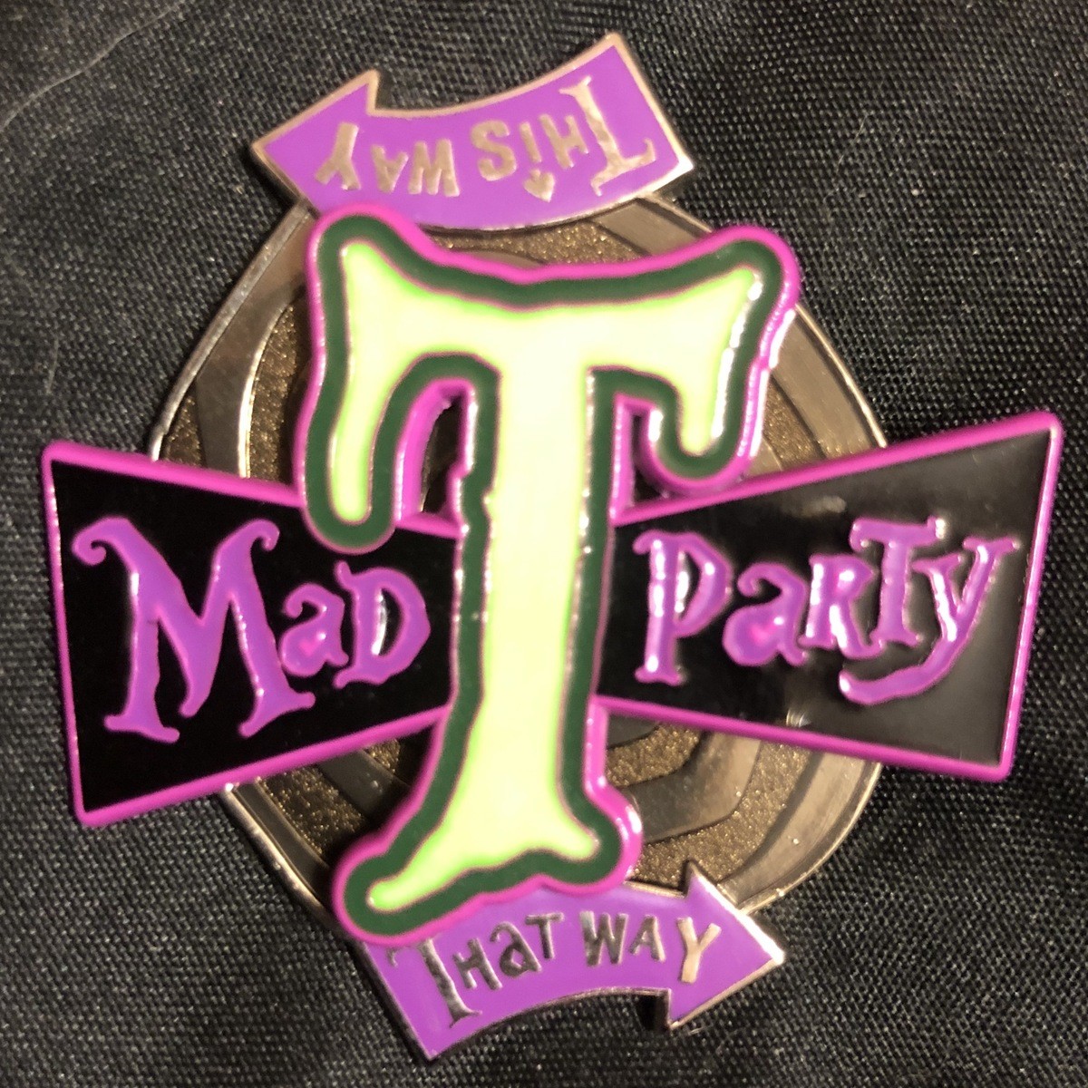 Mad T Party - Logo | PIN 35055
