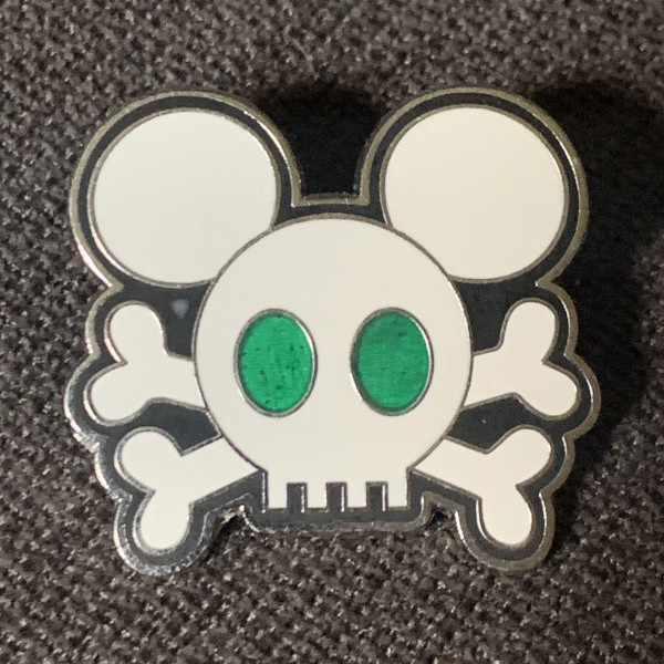 Unknown Series - Mickey Mouse Skull and Crossbones | PIN 52632