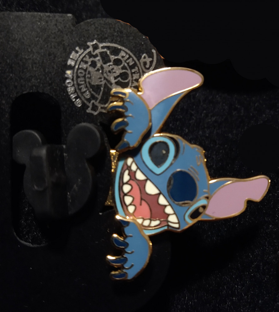 Lanyard Peeker Series - Stitch | PIN 54506