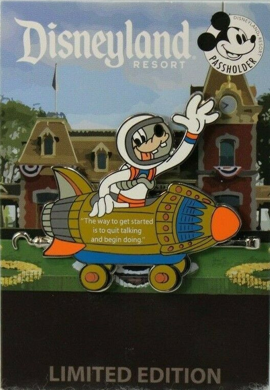 Disneyland Train with Quotes - Goofy in Rocket Train Car | PIN 39041