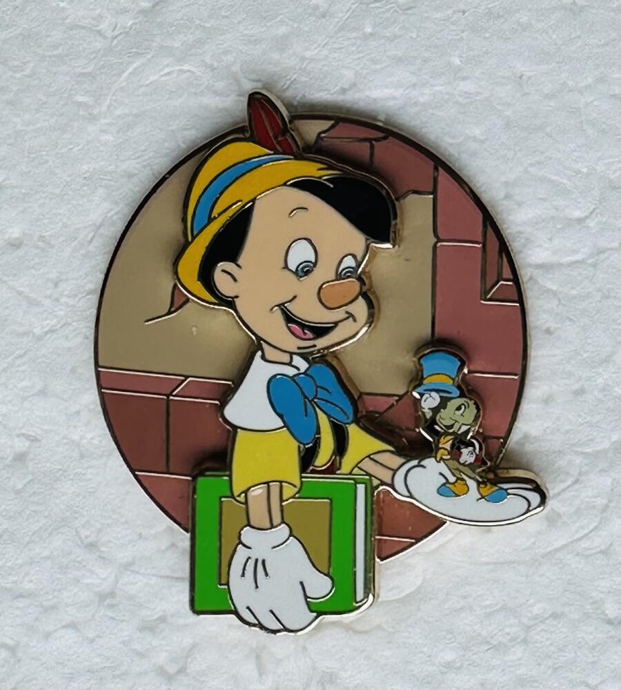 Pinocchio - Pinocchio and Jiminy | PIN 57332