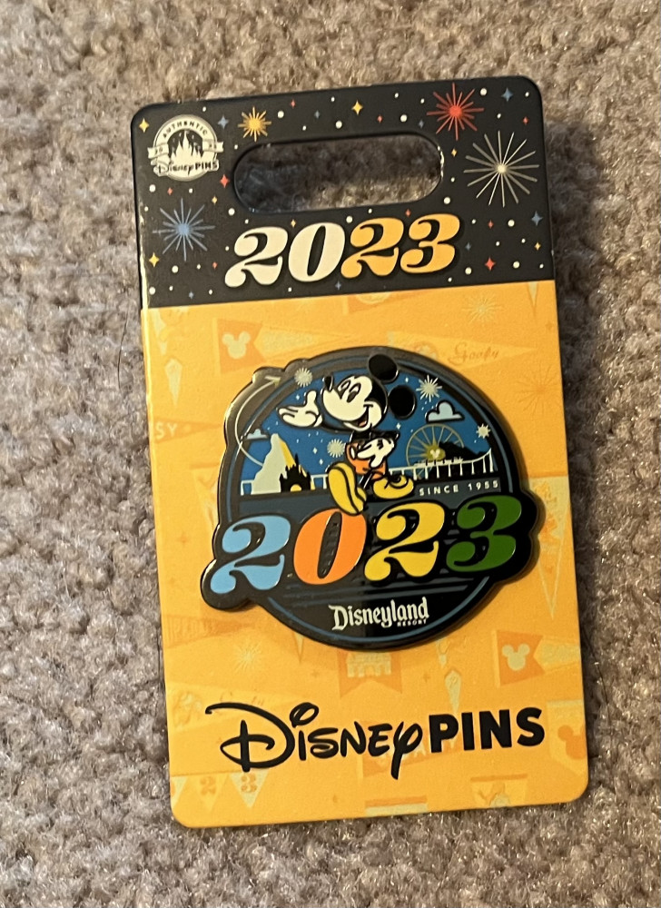 2023 Dated Year Pins - Mickey Mouse and Disneyland Park Icons | PIN 59034