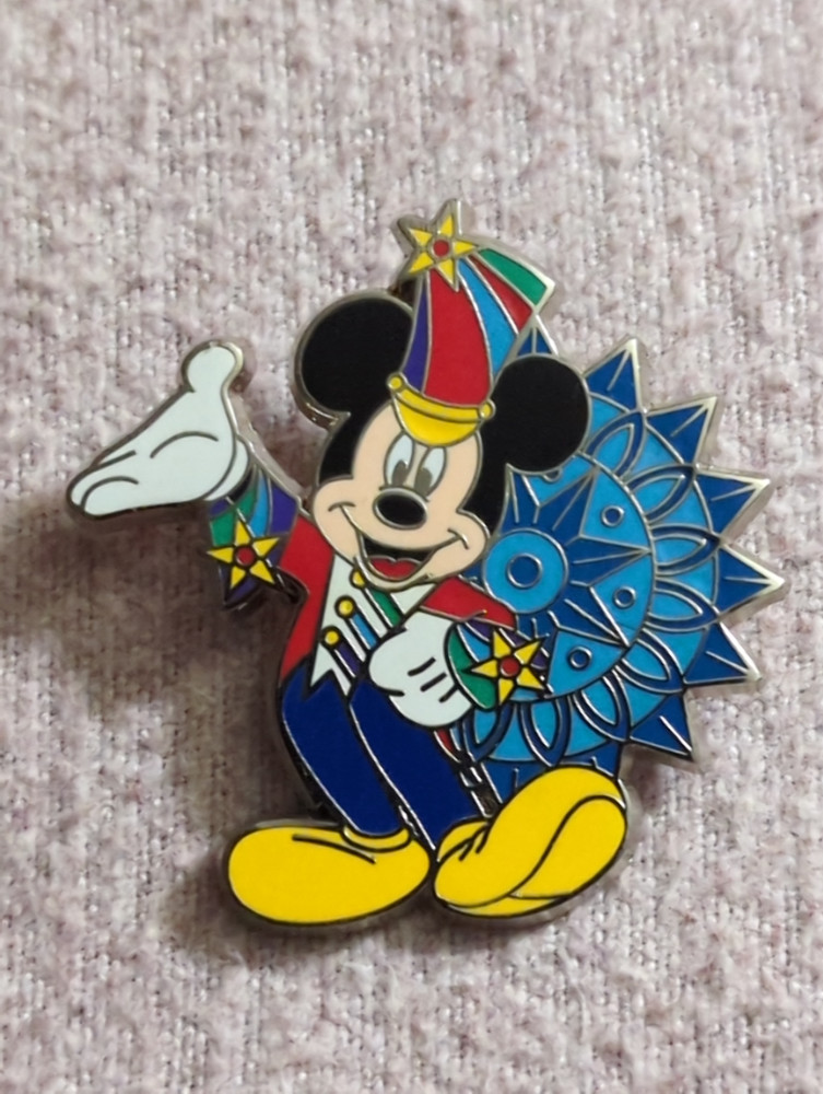 Festival of Fantasy Parade Starter Set - Mickey Mouse | PIN 60945