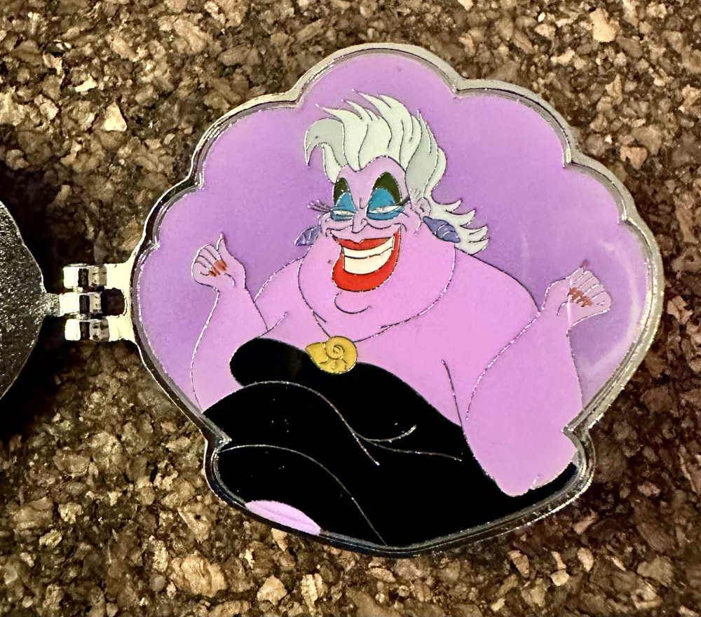 Loungefly Disney The Little Mermaid Hinge Shell - Ursula | PIN 61543