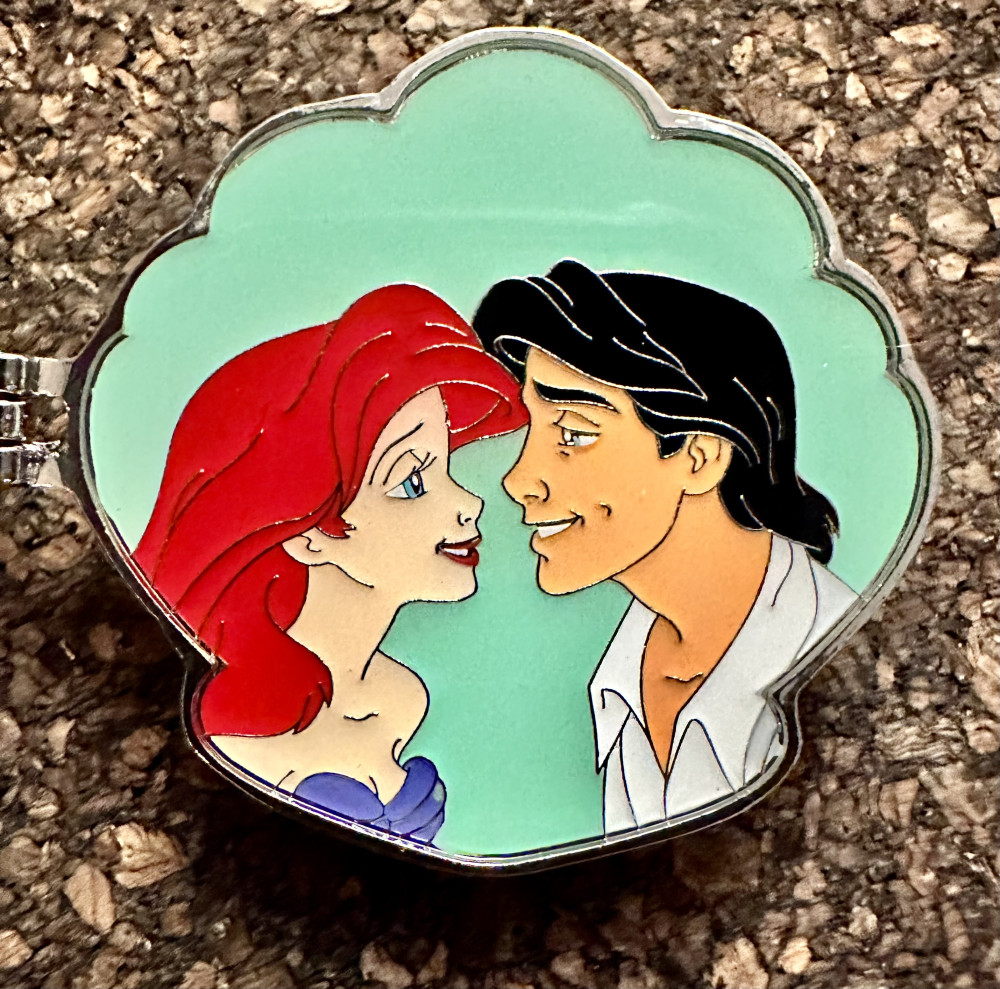 Loungefly Disney The Little Mermaid Hinge Shell - Ariel and Prince Eric ...
