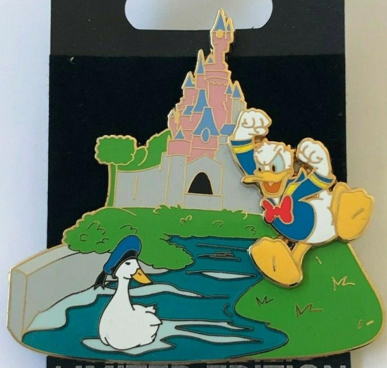 Disney Ducks at the Castles - Donald Duck | PIN 63812