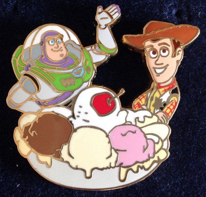 (PTD) Pin Trader's Delight Series - Buzz and Woody | PIN 266