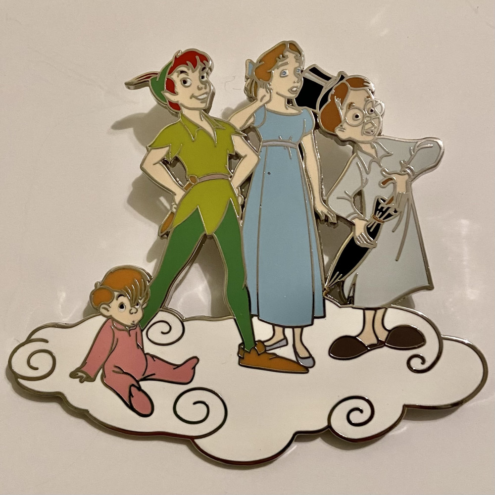 Peter Pan - Peter Pan and The Darlings | PIN 69811