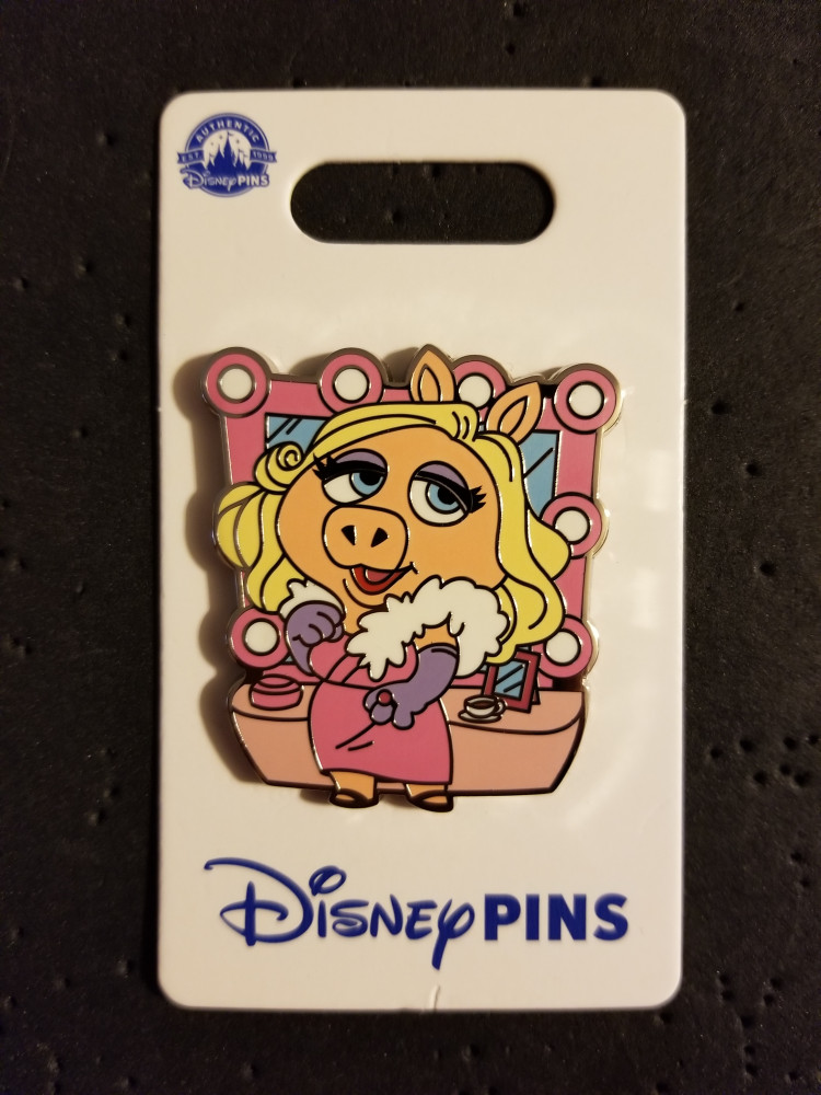 Core Characters - The Muppets - Miss Piggy Dressing Room | PIN 71702