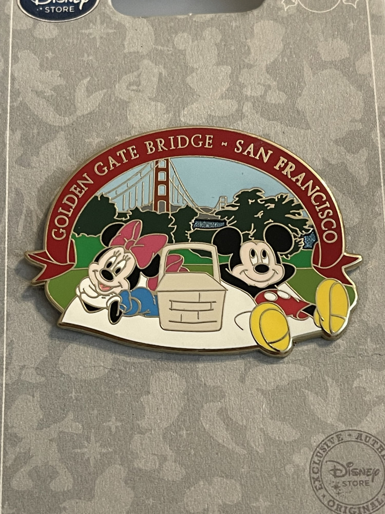 Disney Store San Francisco - Mickey and Minnie - Golden Gate Bridge ...