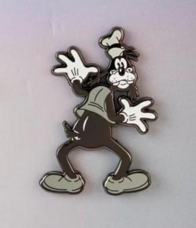 Loungefly - Disney100 - Goofy (Black and White Vault) | PIN 74887