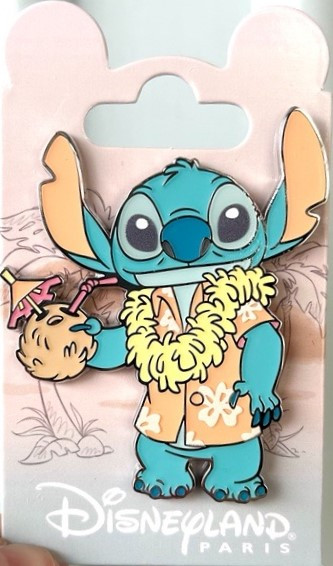 Lilo & Stitch - Stitch in hawaiian shirt with coconut drink | PIN 75156