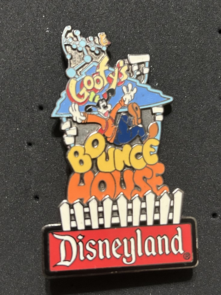 Disneyland Attractions (2001) Collection - Toontown - Goofy’s Bounce ...