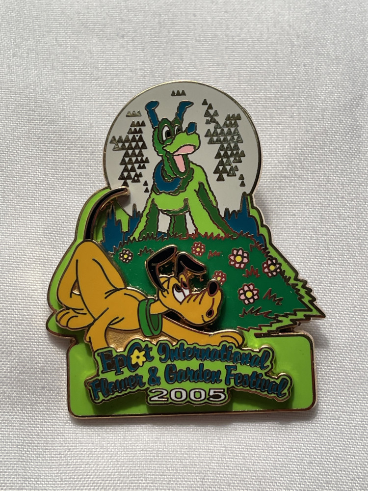 EPCOT International Flower & Garden Festival 2005 - Pluto with Pluto ...