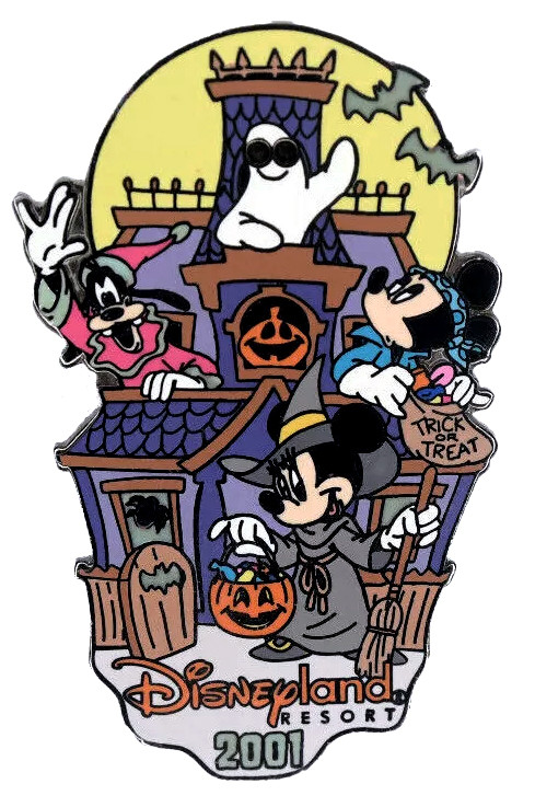Halloween 2001 - Mickey, Minnie and Goofy Haunted House Light Up | PIN ...