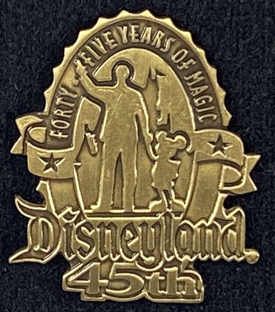 45 Years of Magic - Bronze - Partners Statue | PIN 81510