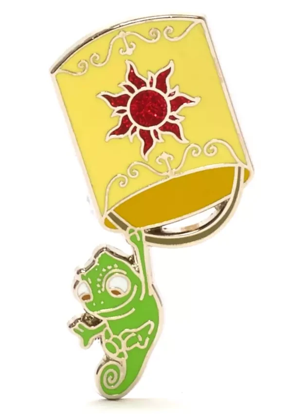 Disney Flair Collection - Pascal with a Lantern | PIN 40356