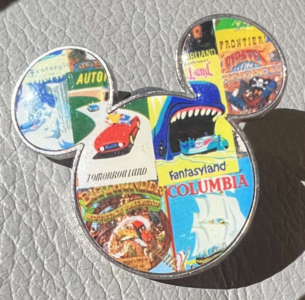 Mickey Icon - Attraction Posters - Lanyard Medal and Pin Set (Pin only ...