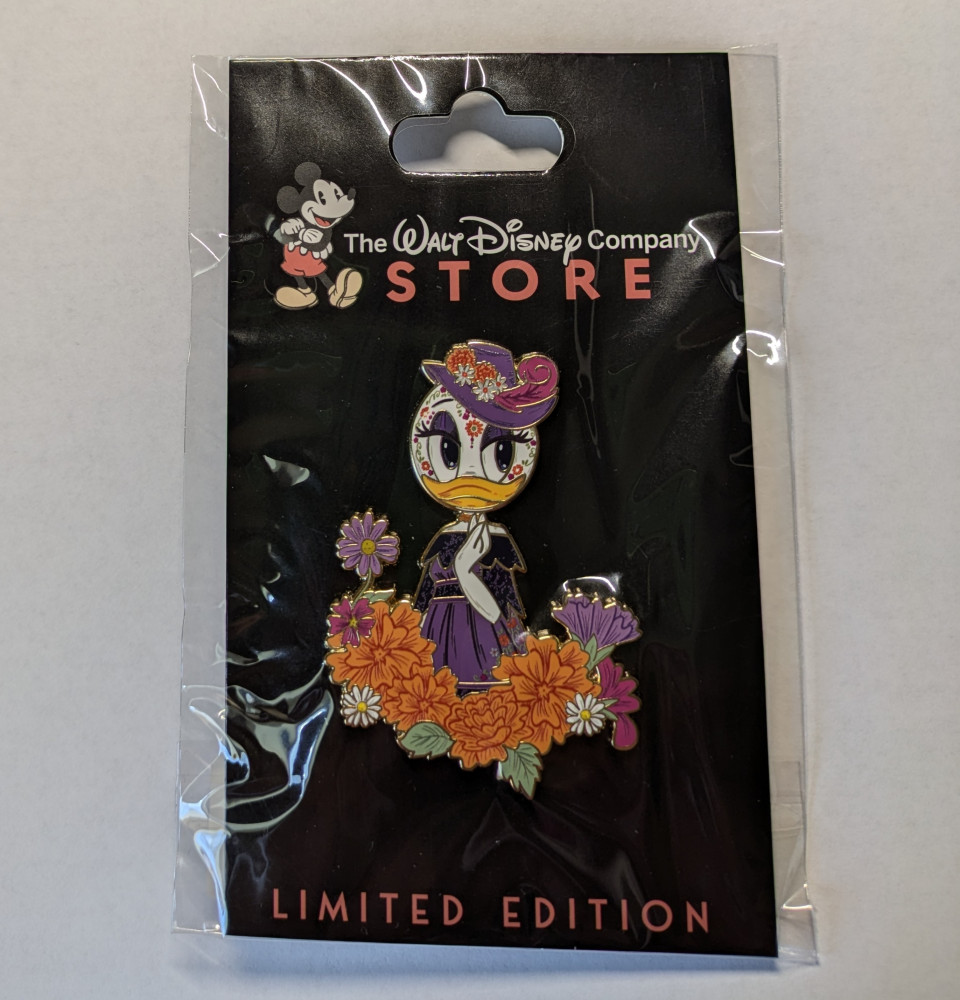 Día de los Muertos/Day of the Dead - Daisy Dressed for Día de los ...