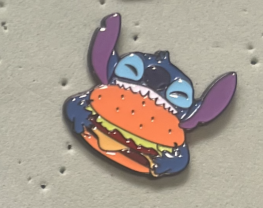 Fantasy Pin Series - Stitch Eating Burger | PIN 91052