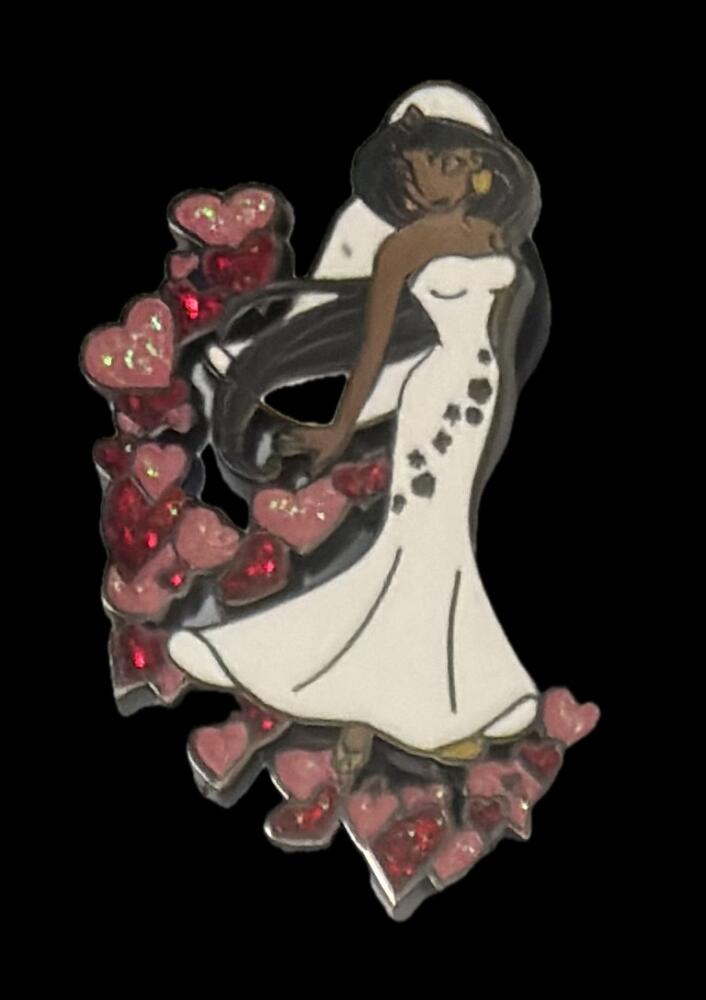 Fantasy Pin Series - Mini Jasmine with hearts | PIN 91465