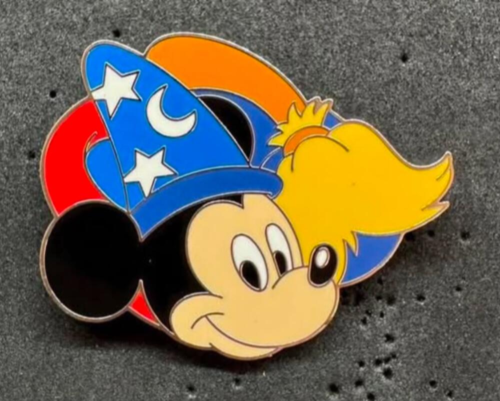 Magical Mystery Pins Series 29 - Slippers - Mickey | PIN 91806