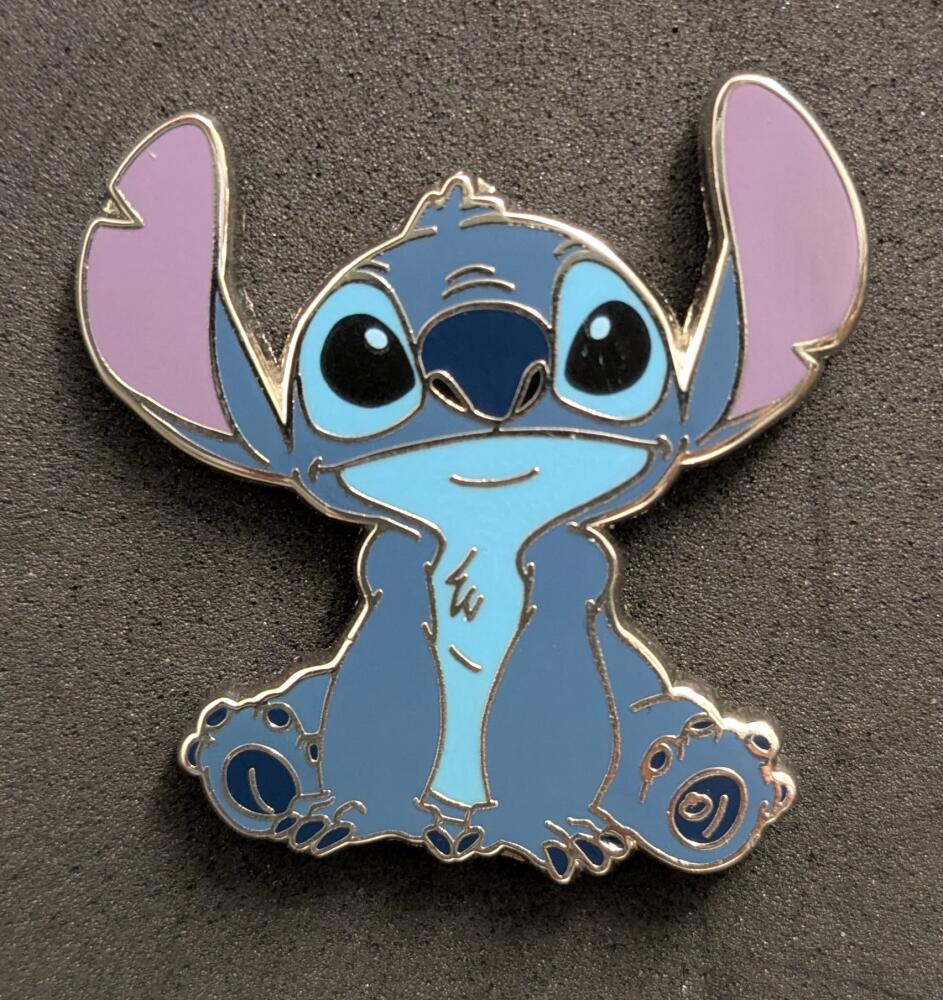 Cast Lanyard Refresh - Stitch | PIN 93923