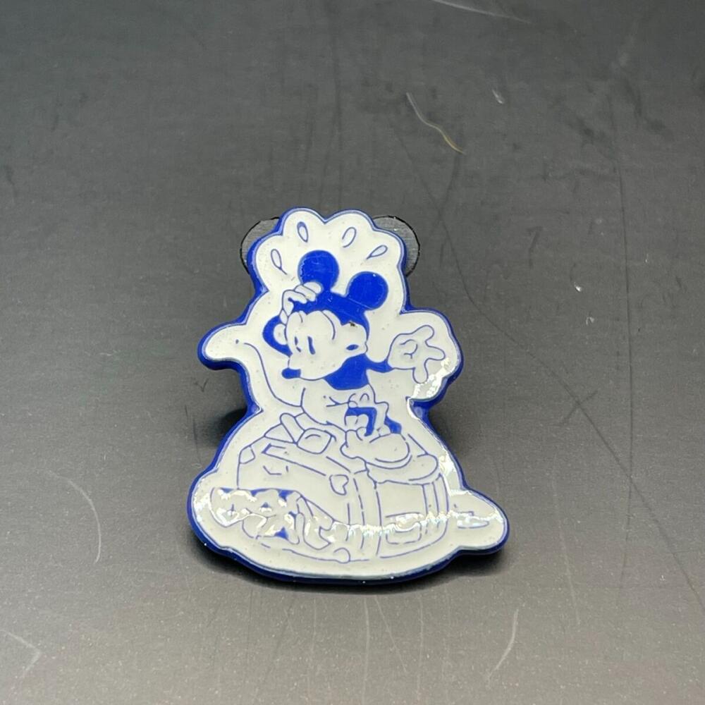 Disney Vacation Club - Mickey Sitting on Suitcase (Blue and White with ...