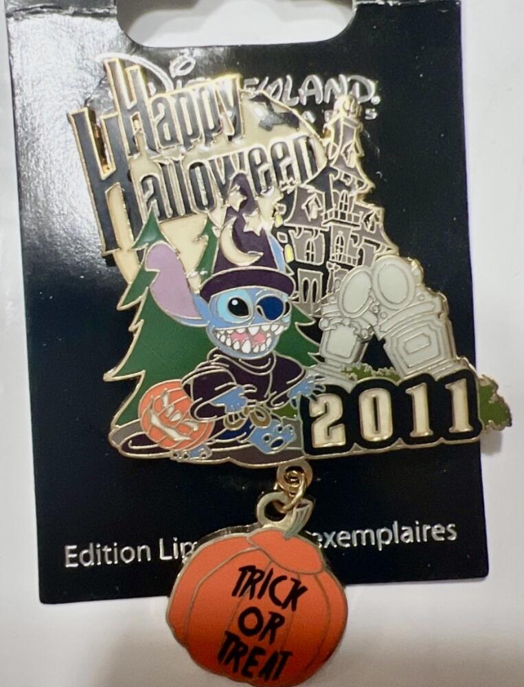Halloween 2011 - Happy Halloween Stitch as Sorcerer | PIN 97803