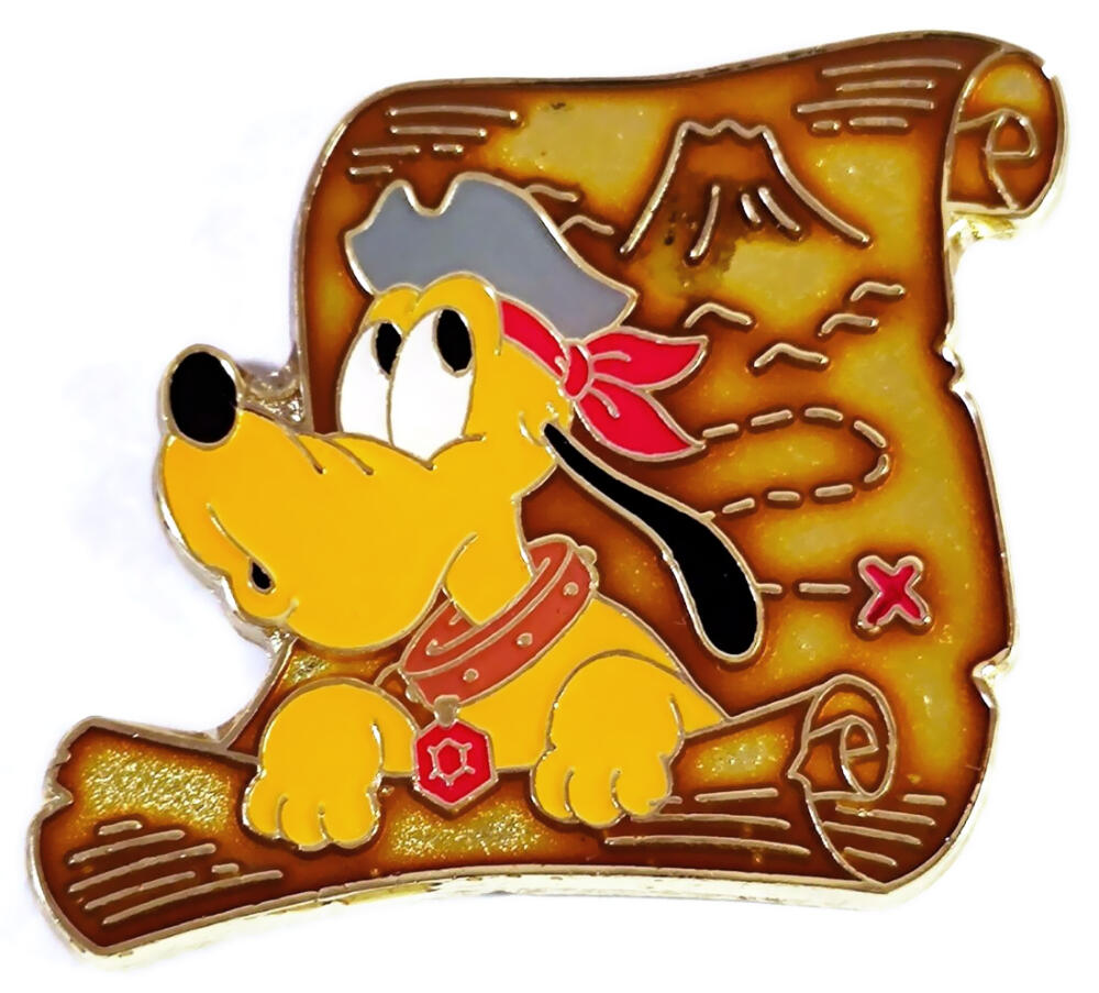 Tokyo DisneySea Abu's Bazaar Game Prizes - Pirate Pluto on a treasure ...