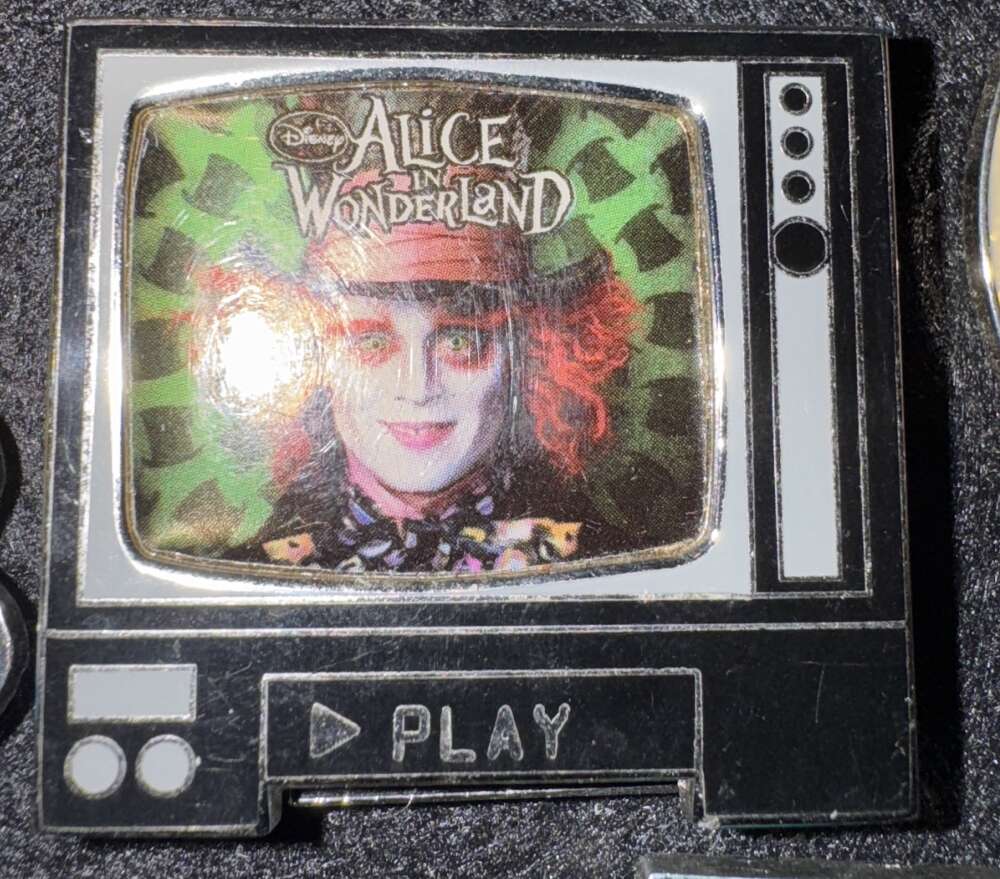 Alice in Wonderland - TV With the Mad Hatter - DVD Release | PIN 98341