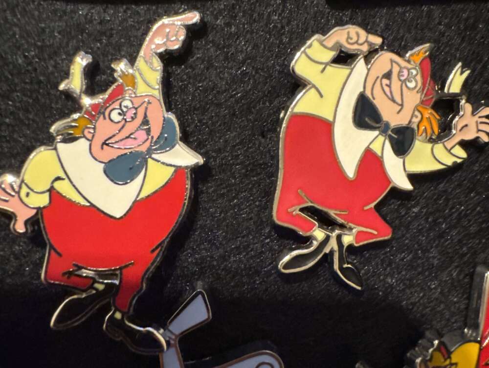 Alice in Wonderland - Tweedle Dee and Tweedle Dum | PIN 98342