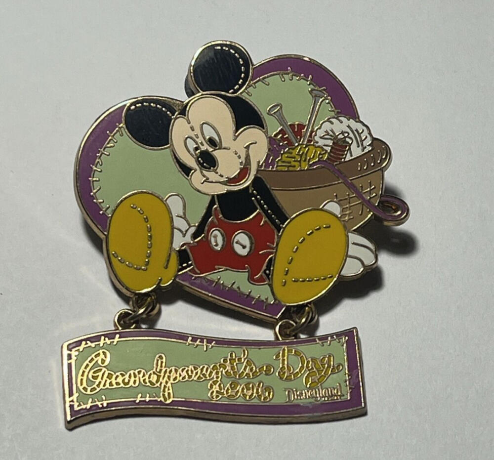 Grandparents day - Disneyland Grandparent's Day 2006 - Mickey Mouse ...