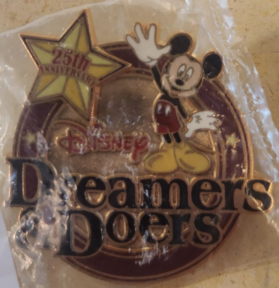 Disney Dreamers & Doers - 25th Anniversary | PIN 98963